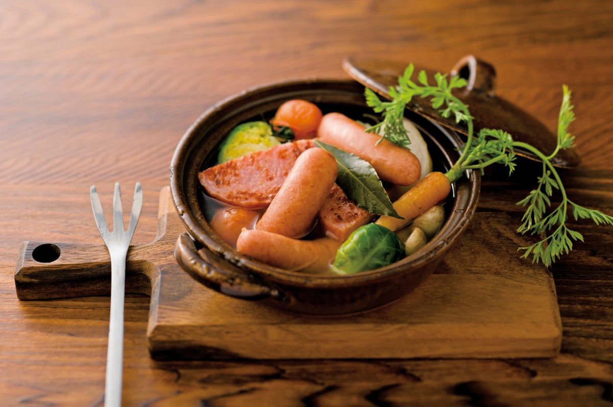 うまいものを探して島国をめぐる umashima―うましま〈月〉 | アデリーチョイスカタログのプレゼント・ギフト通販 | TANP（タンプ）